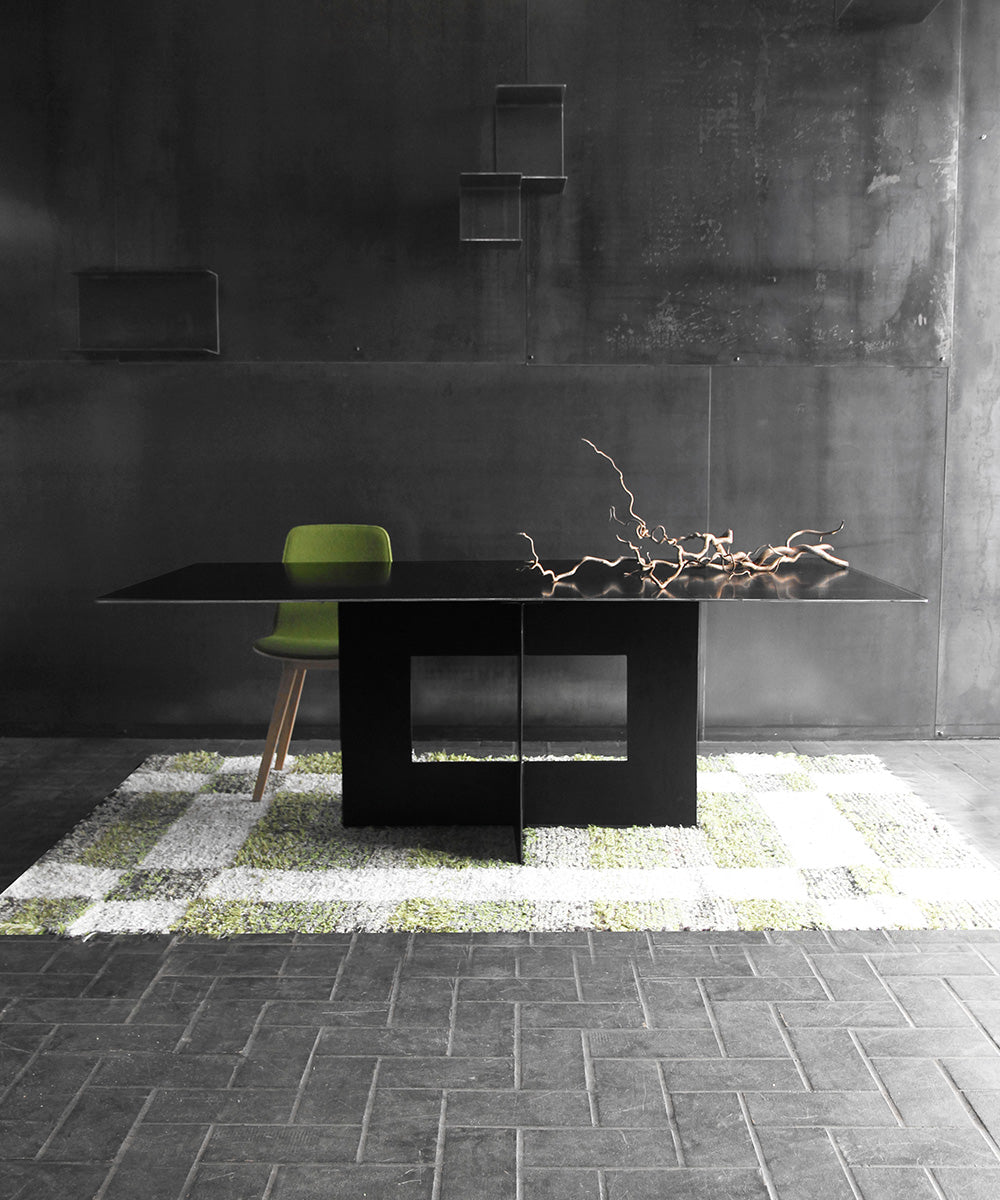 Cenitz Metal Dining Table - Sleek and Elegant Design | Blunt France