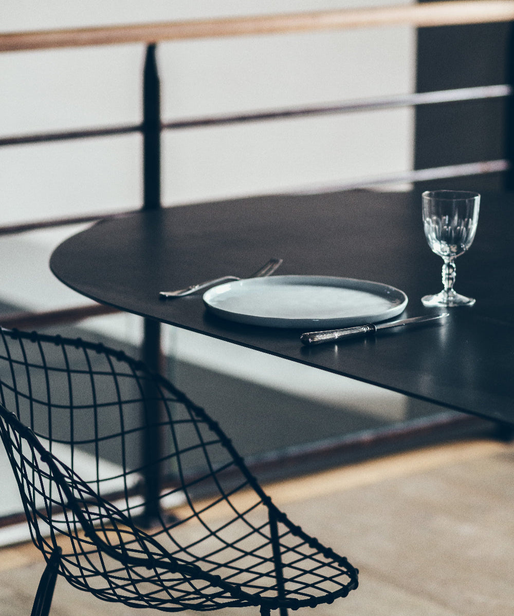 Hodeia Metal Dining Table - Elegant and Poetic Design | Blunt France